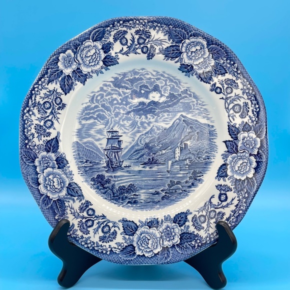 Royal Warwick | Dining | Vtg Royal Warwick Lochs Of Scotland Dinner ...